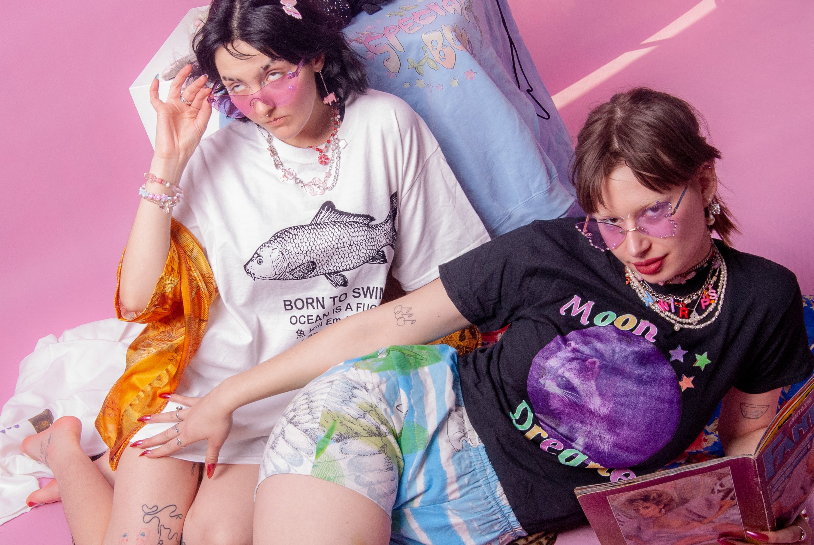 ‎Yearbooks – dogecore